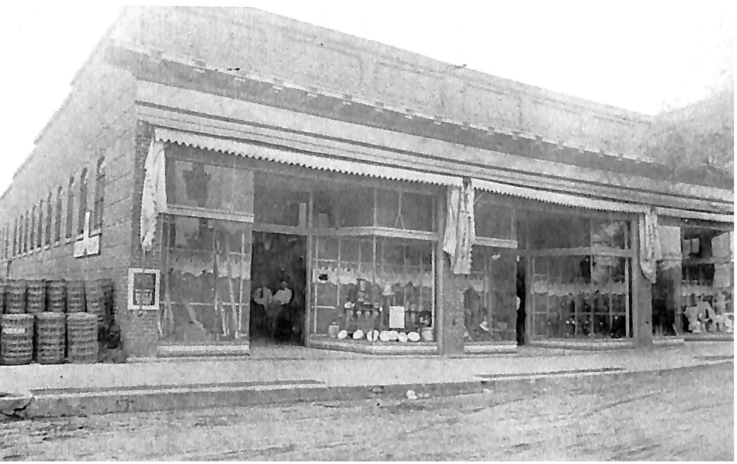 LAMAR-McSweens Store | News and Press