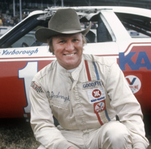 Racing Legend Cale Yarborough dies | News and Press