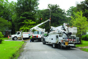 Tractor-trailer truck causes power outage | News and Press
