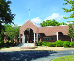 Library flagpole rises ahead of Freedom Fest | News and Press
